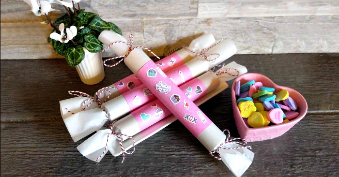 Valentine Party Poppers