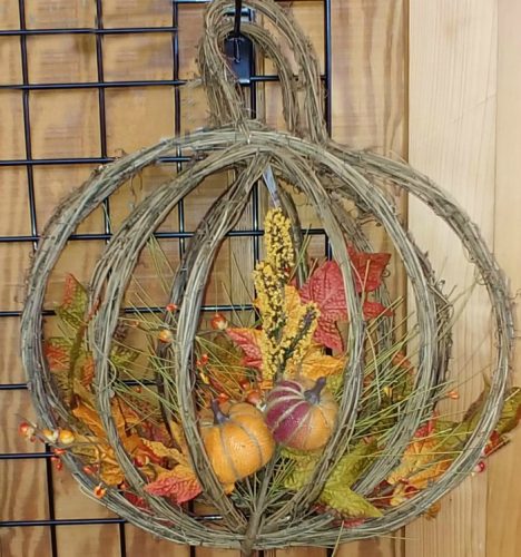 Fall and Halloween Wreath Ideas - Making Outdoor Wreaths