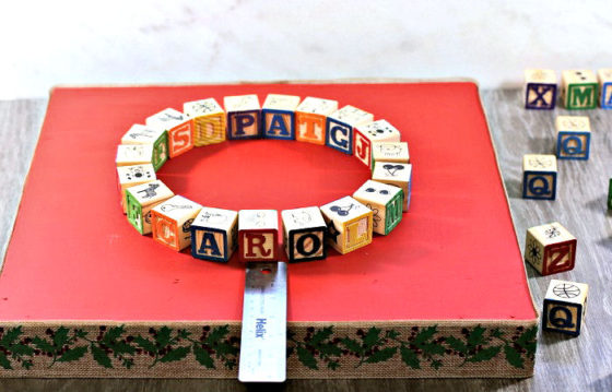 Alphabet Block Christmas Tree - How to Make a Wood Block Xmas Tree