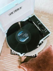 History of Vinyl Records - Complete with a Timeline and Fun Facts