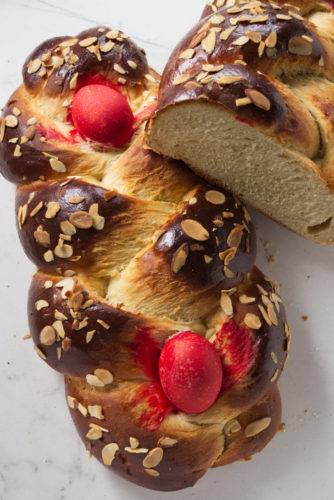 Traditional Easter Breads Around the World - 10+ Easter Bread Recipes